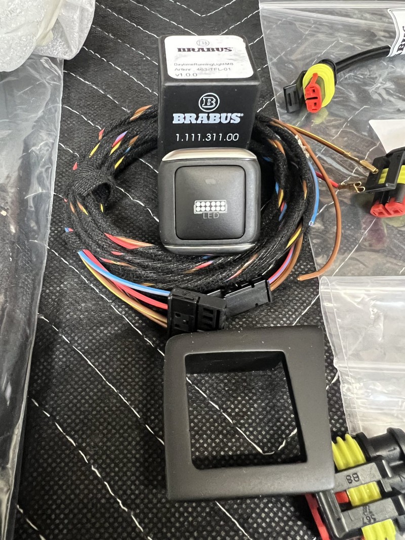 BRABUS DRL Roof Light Activation Set for G-Class G550 4x4² W463 ...